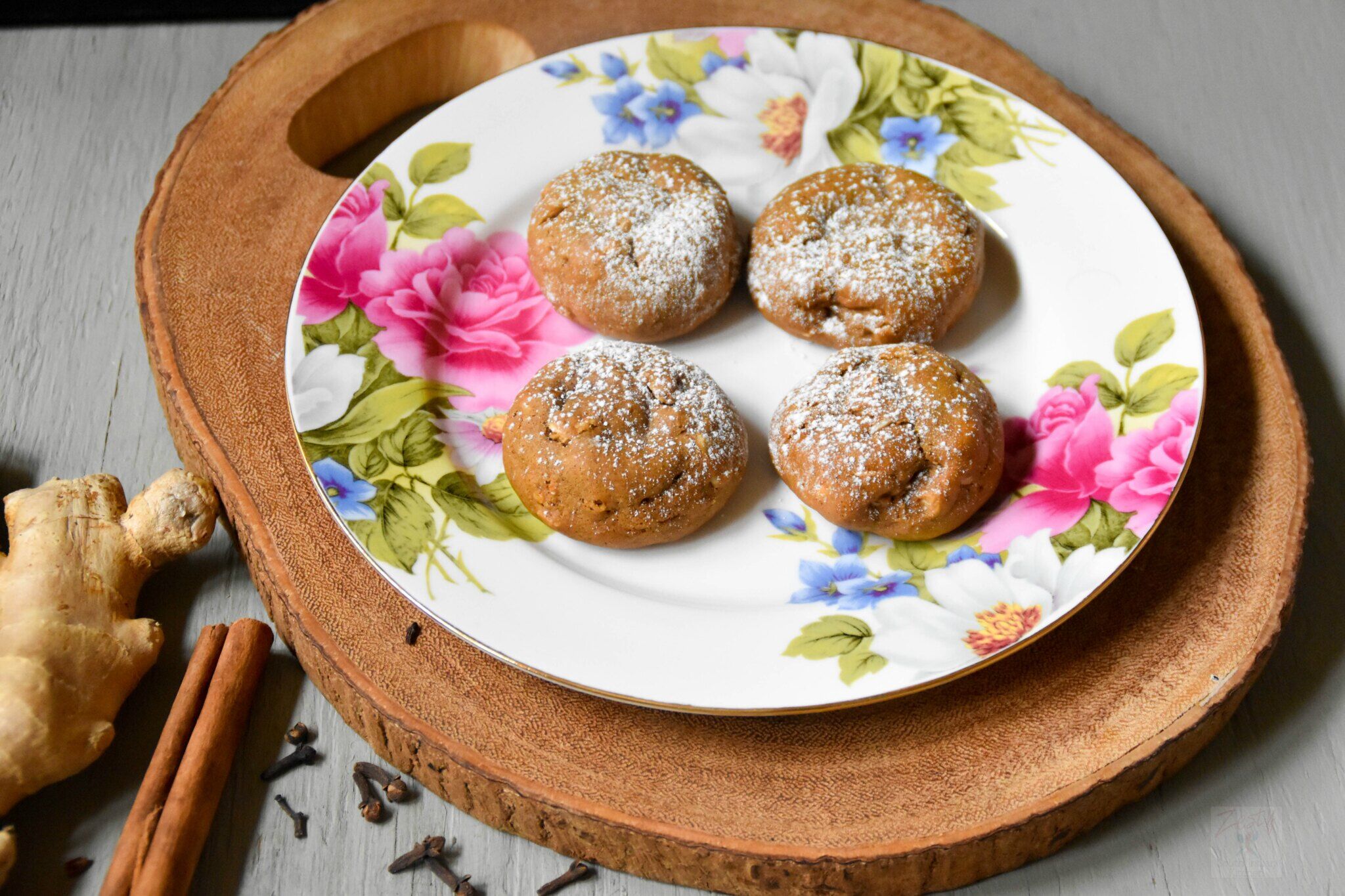 Spicy Granola Gingerbread Cookies - Zesty South Indian Kitchen