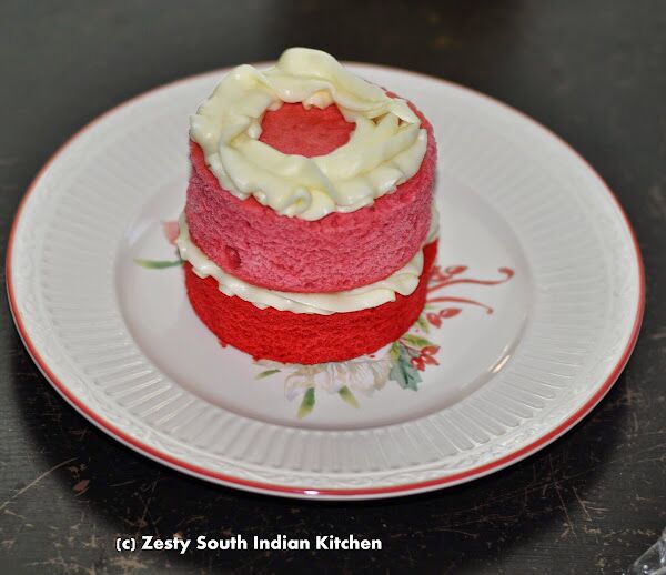 strawberry mini cake