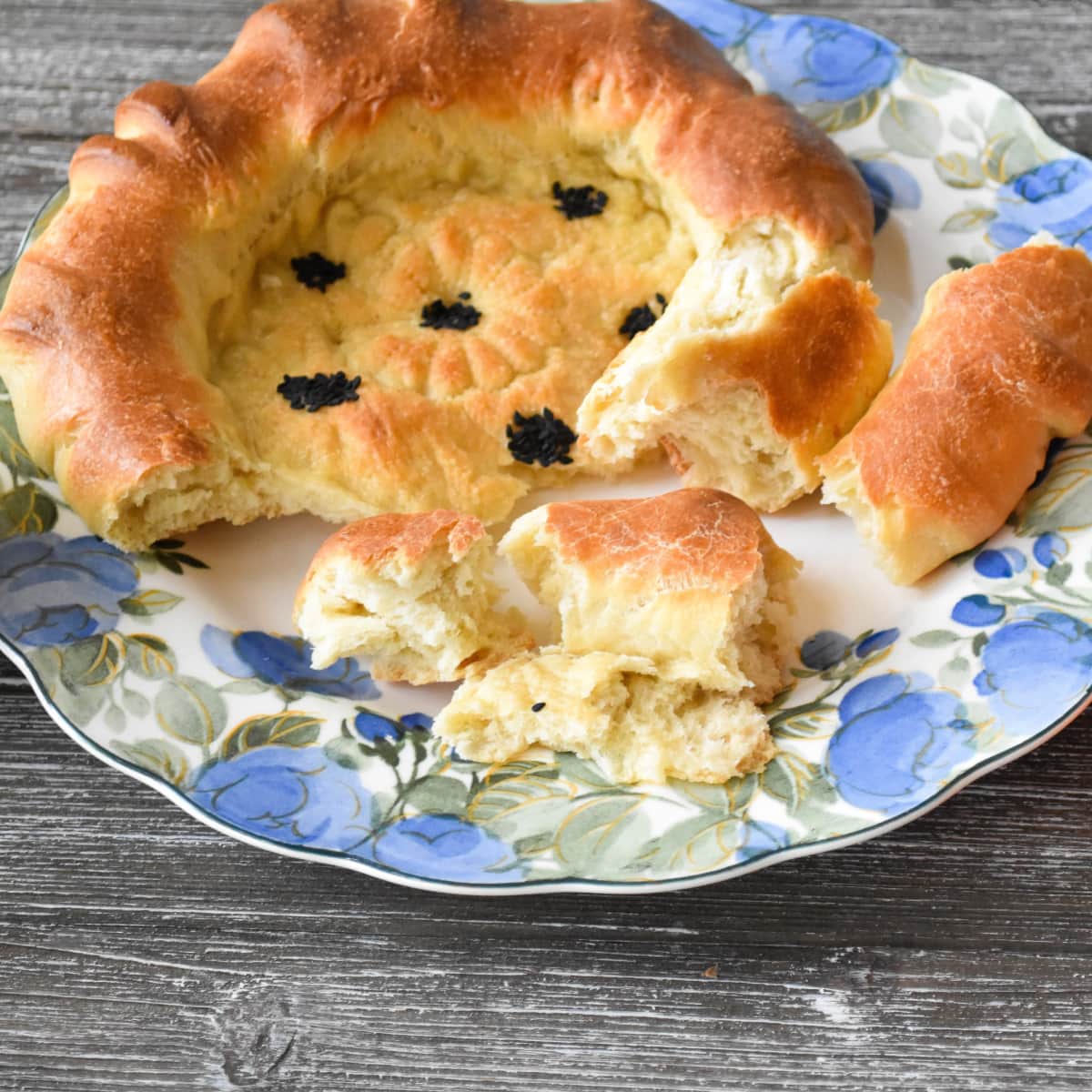 Sourdough Uzbek Bread (Obi Non/ lepeshka) - Zesty South Indian Kitchen