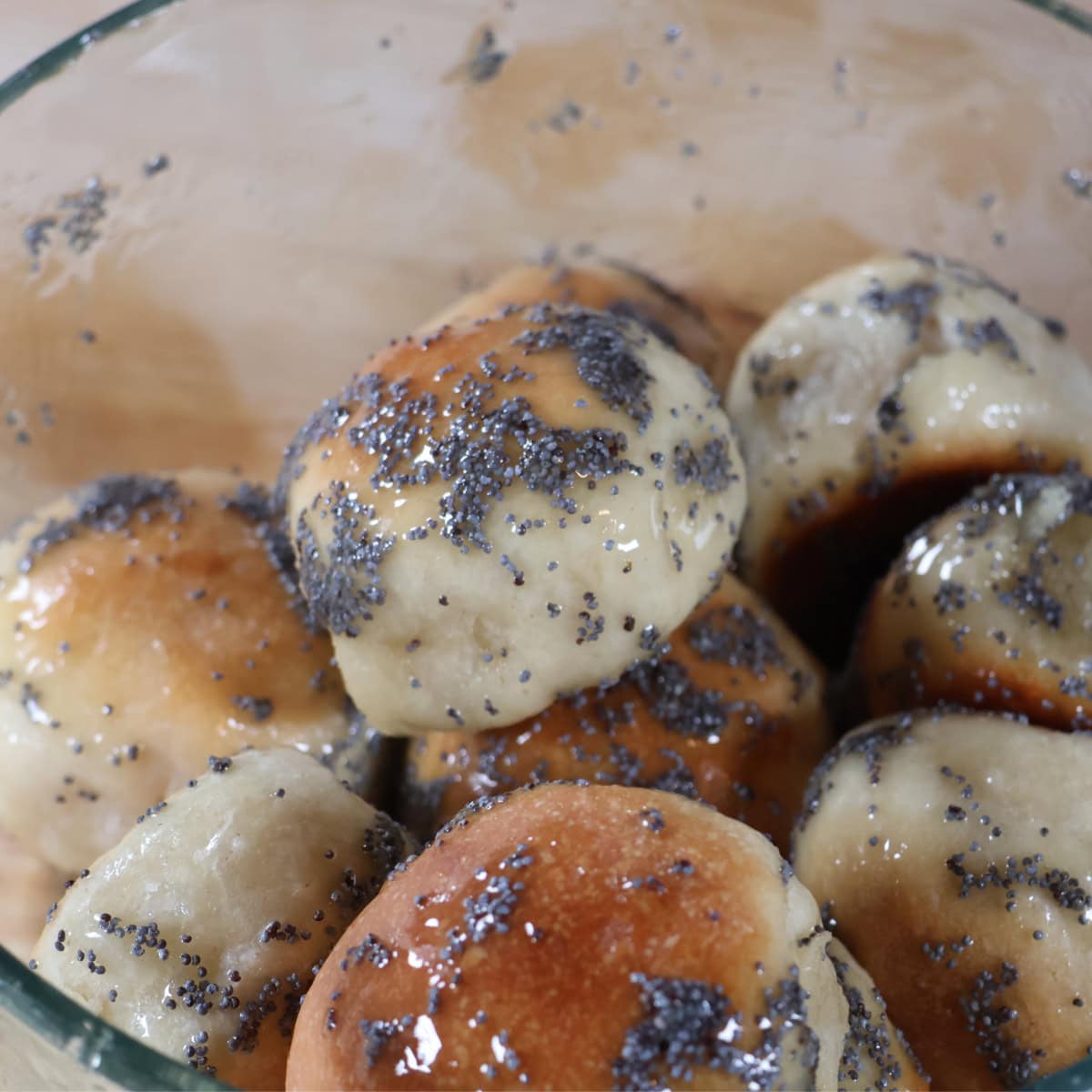 Sourdough Bobalki (Slovakian Christmas Eve Dough Balls) - Zesty South ...